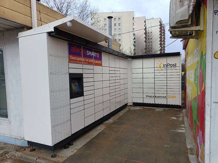 Paczkomat WAW701M Grochowska 204 Warszawa | InPost